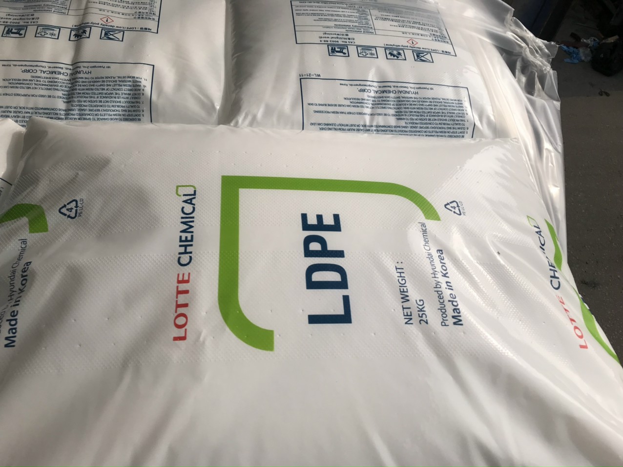 เม็ดพลาสติก Polyethylene LDPE และ LLDPE ผลิตโดยบริษัทปิโตรเคมีชั้นนำของ ...
